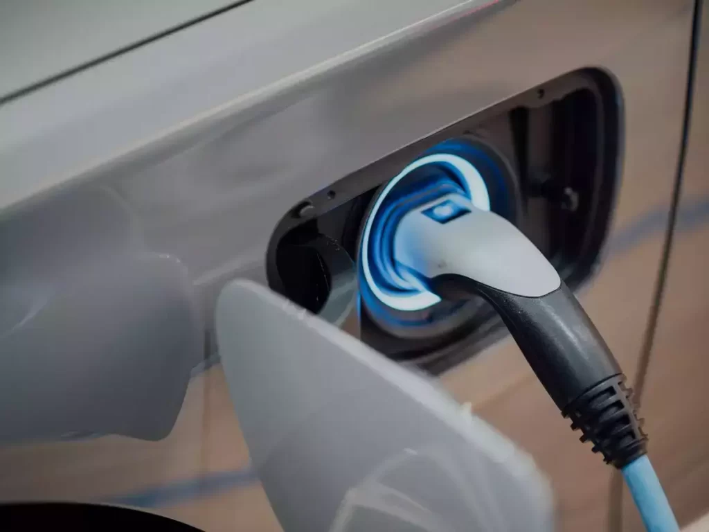 Honeywell presents groundbreaking solution for tackling EV battery ...